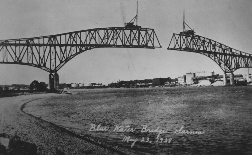 The Blue Water Bridge - Lambton County Museums